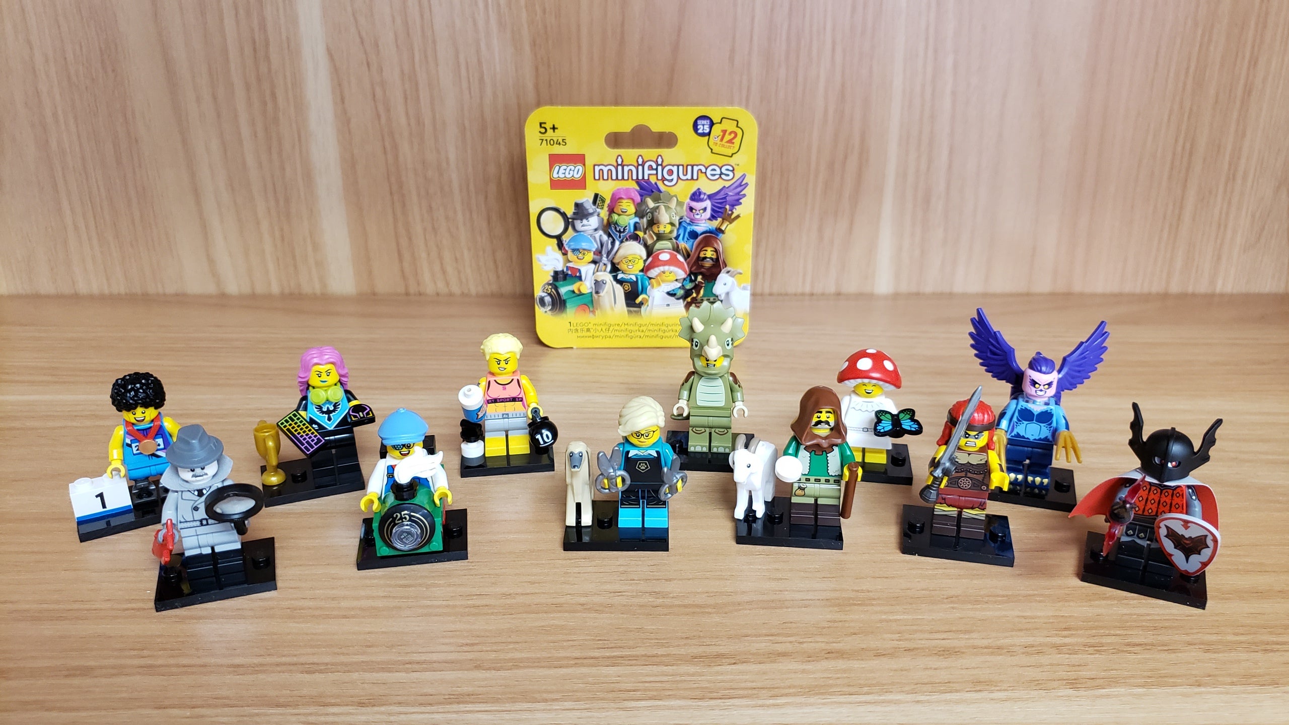 LEGO 71045 Collectible Minifigures Series 25 (Choose 1 of 12) | Ben's ...